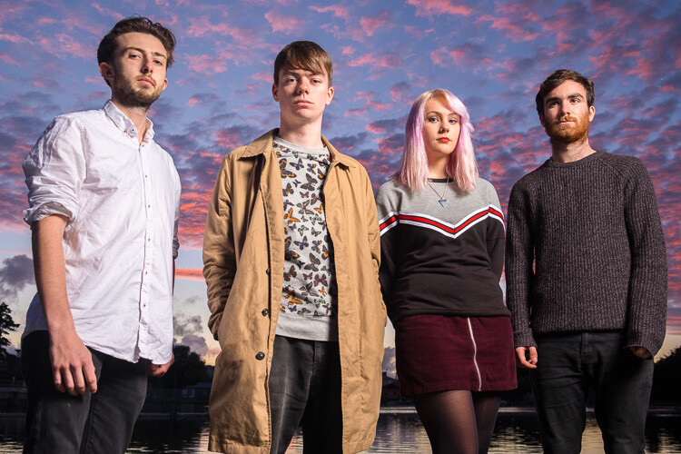 A Guide to Octabox Lighting (+ 5 Easy Setups) - WIREDGORILLA